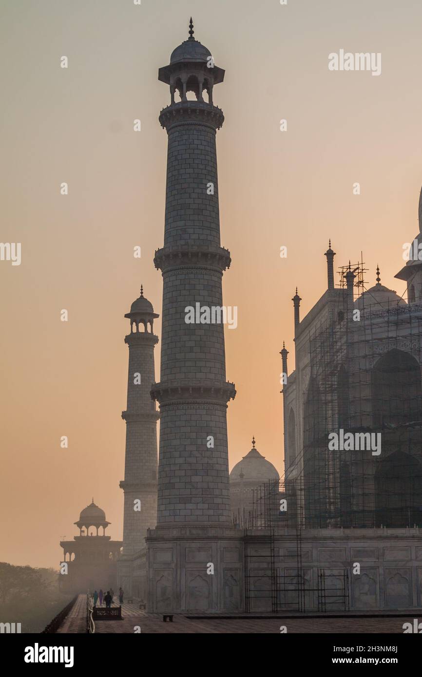 Early morning view of Taj Mahal towers in Agra, India Stock Photo - Alamy