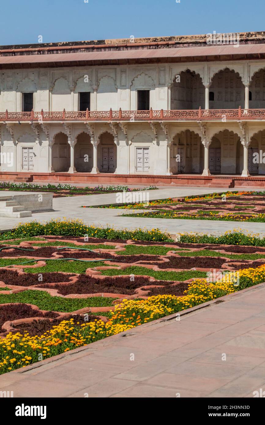 Anguri Bagh courtyard at Agra Fort, Uttar Pradesh state, India Stock ...