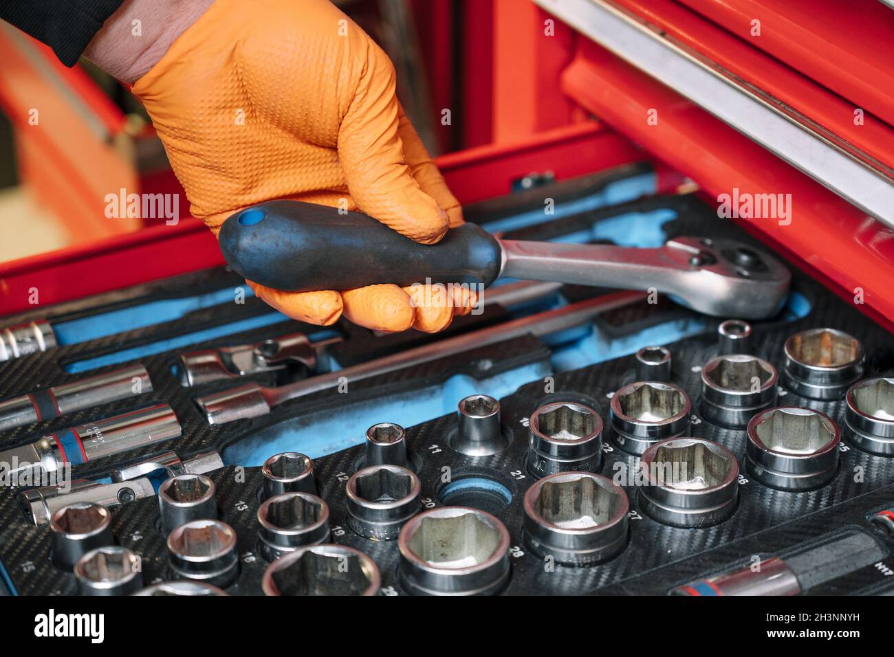 Car mechanics tool kit hi-res stock photography and images - Alamy