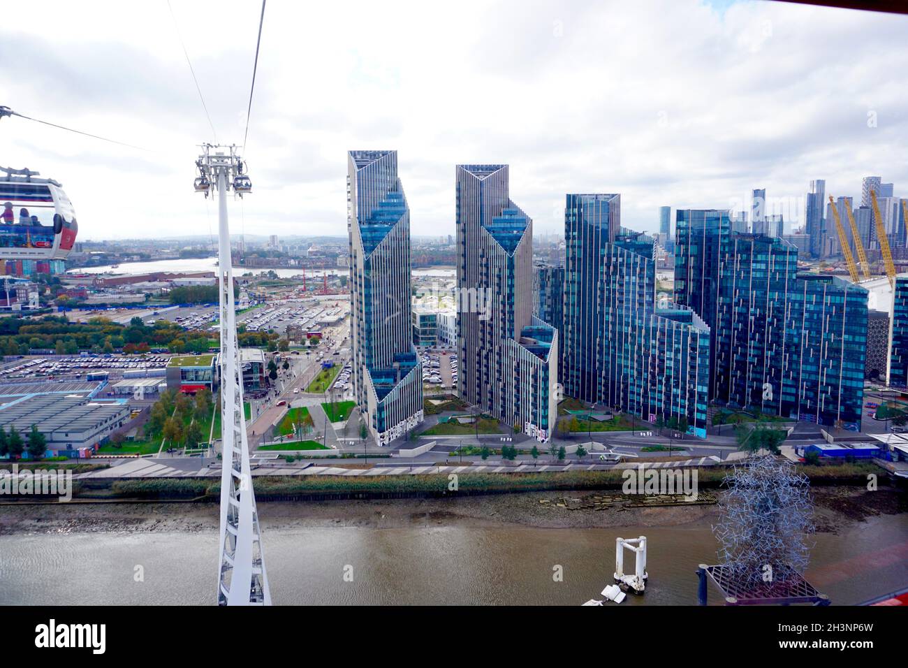 O2 Arena and the Emirates Cable Car in Greenwich, London, United ...