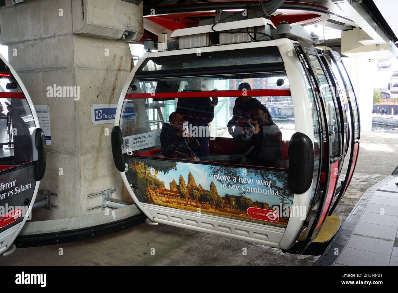 O2 Arena and the Emirates Cable Car in Greenwich, London, United ...