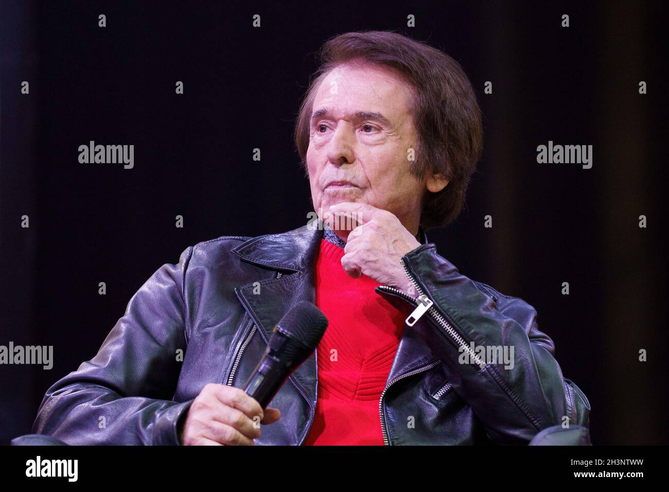 Spanish singer, Raphael (Miguel Rafael Martos Sánchez) during a meeting ...