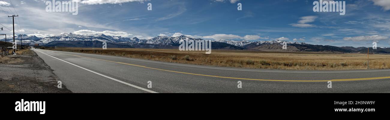 Hwy 395 hi-res stock photography and images - Alamy
