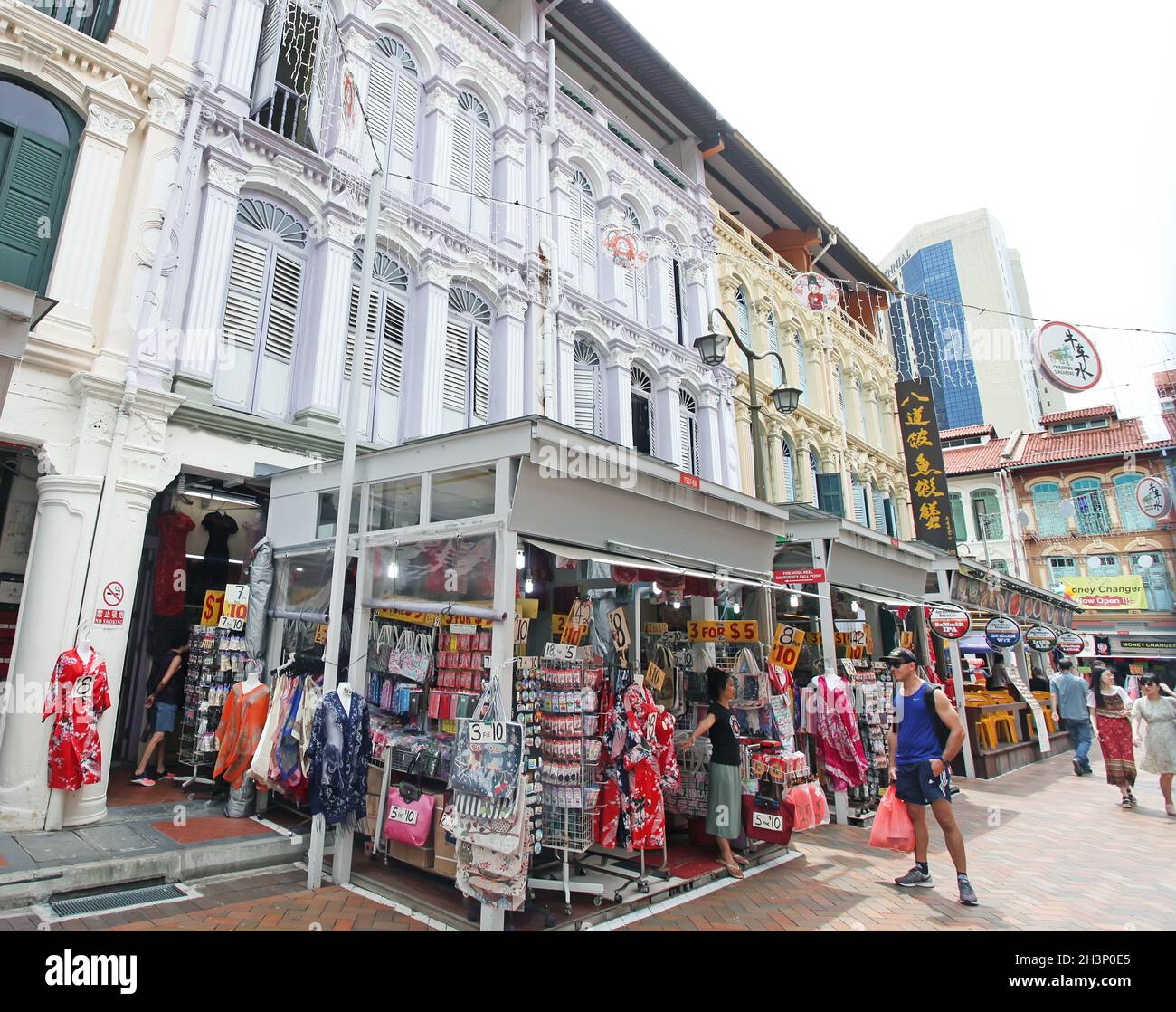 Boutique clothes shop market stall hi-res stock photography and images ...