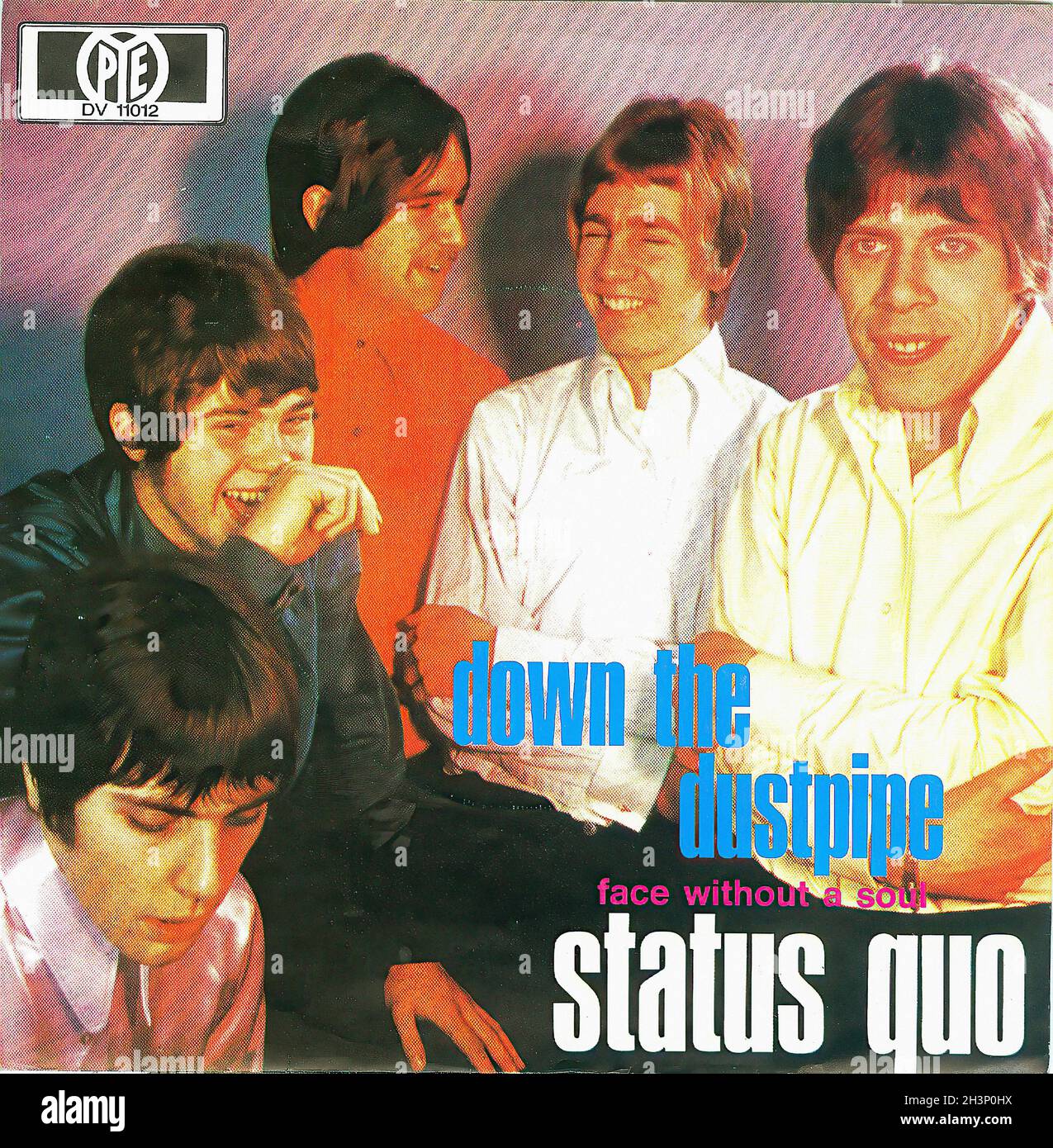 Vintage Vinyl Recording - Status Quo - Down The Dustpipe - D - 1970 Stock Photo - Alamy