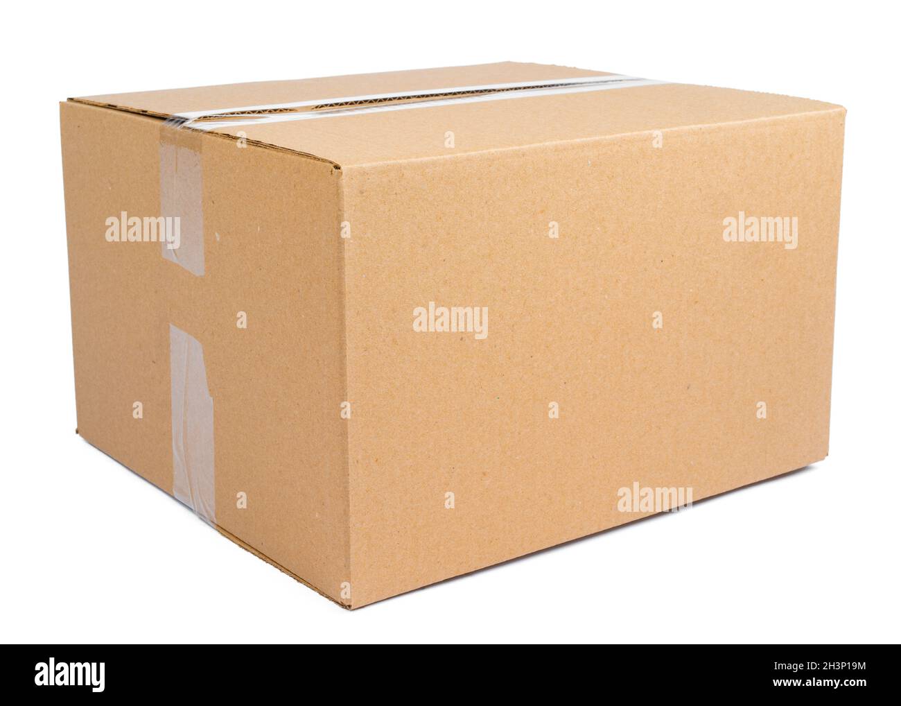 Single carton moving box isolated on white background Stock Photo - Alamy