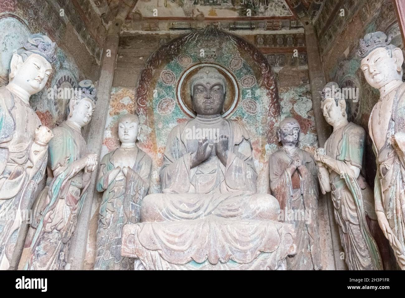 Maiji mountain grottoes Stock Photo - Alamy