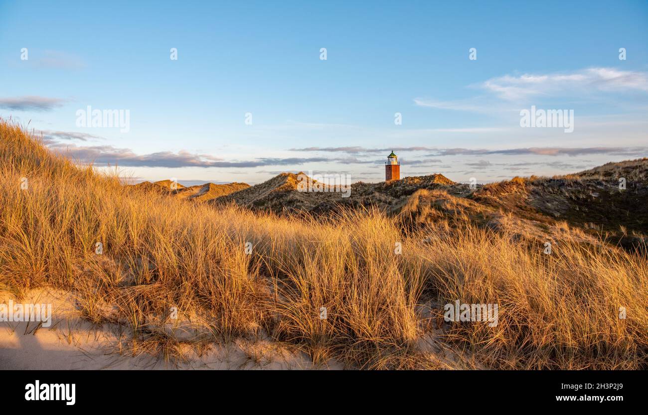 Lighthouse red cliff island sylt hi-res stock photography and images ...