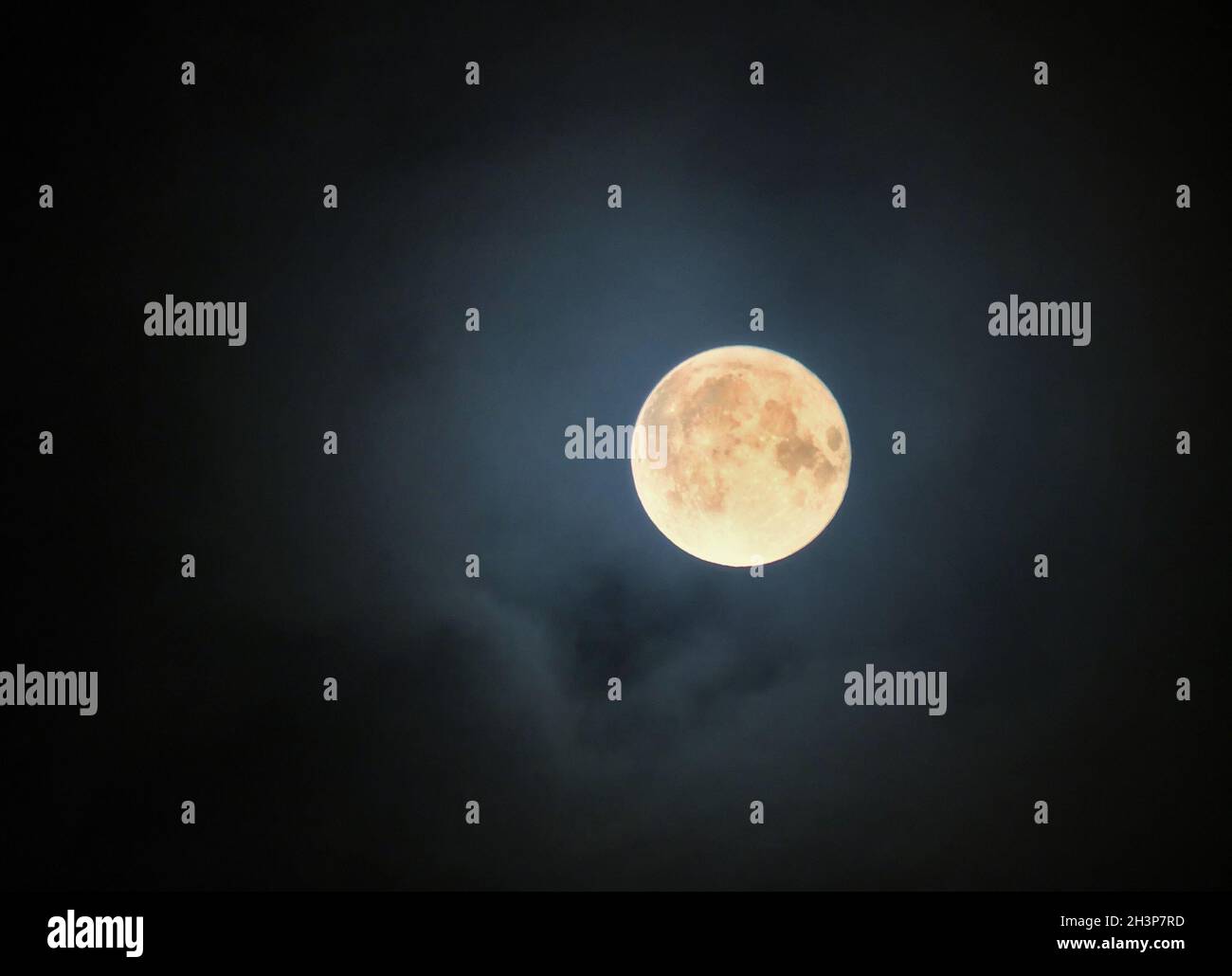 November full moon hi-res stock photography and images - Alamy