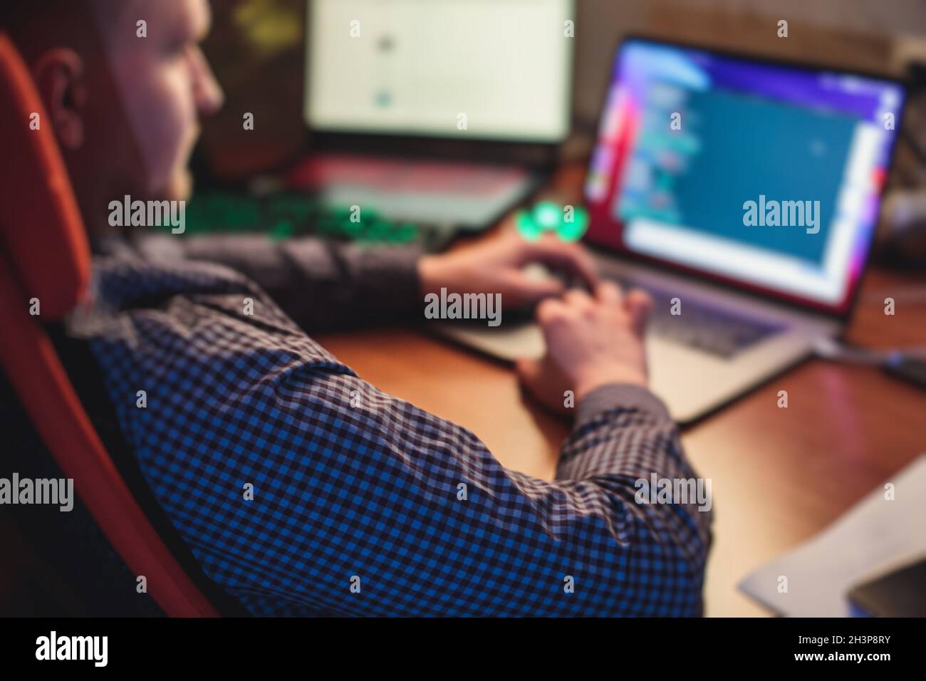 Working fro home hi-res stock photography and images - Alamy