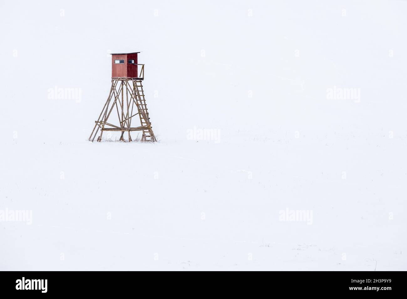 Hochsitz in winter Stock Photo - Alamy