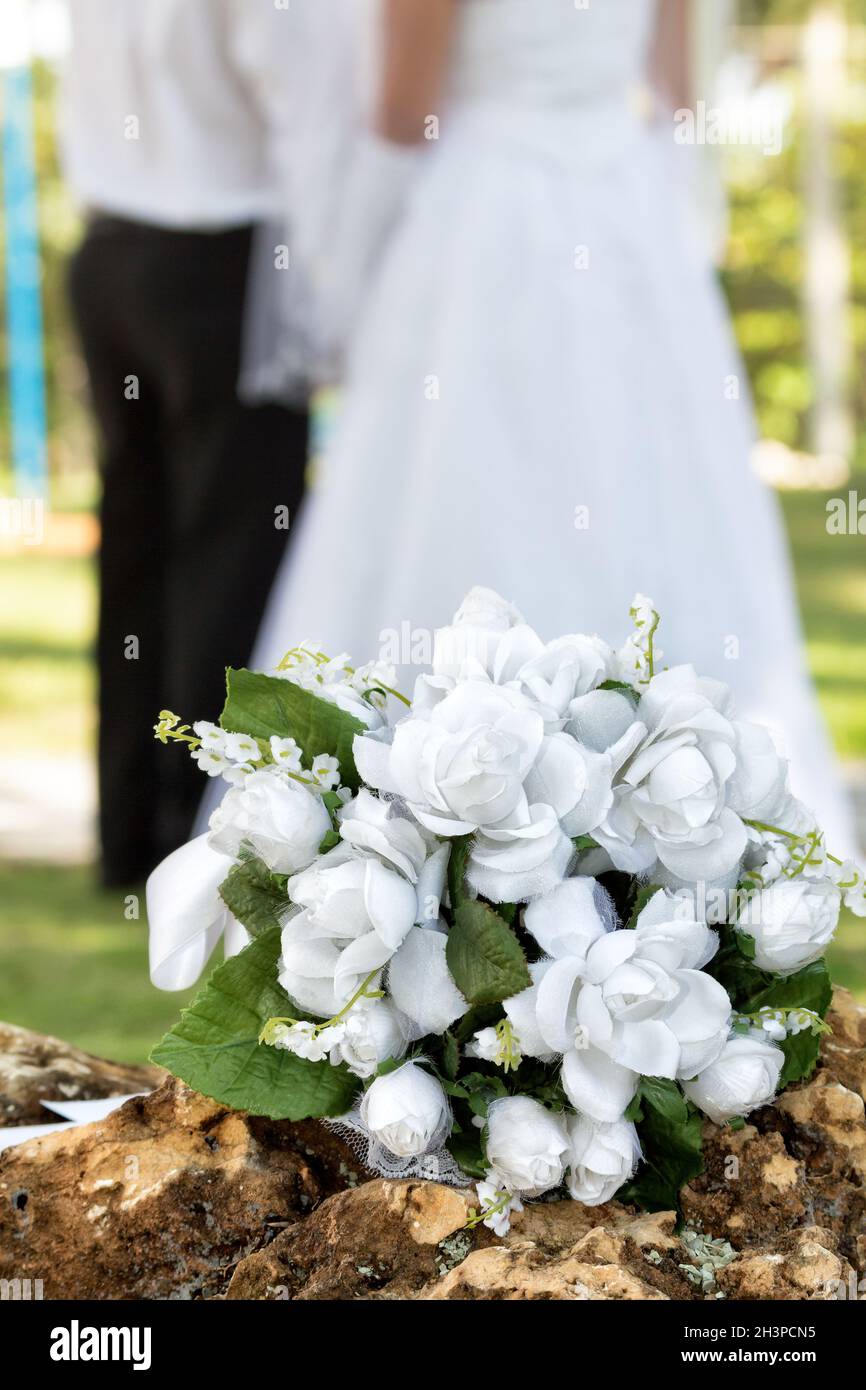 Couple union hi-res stock photography and images - Alamy