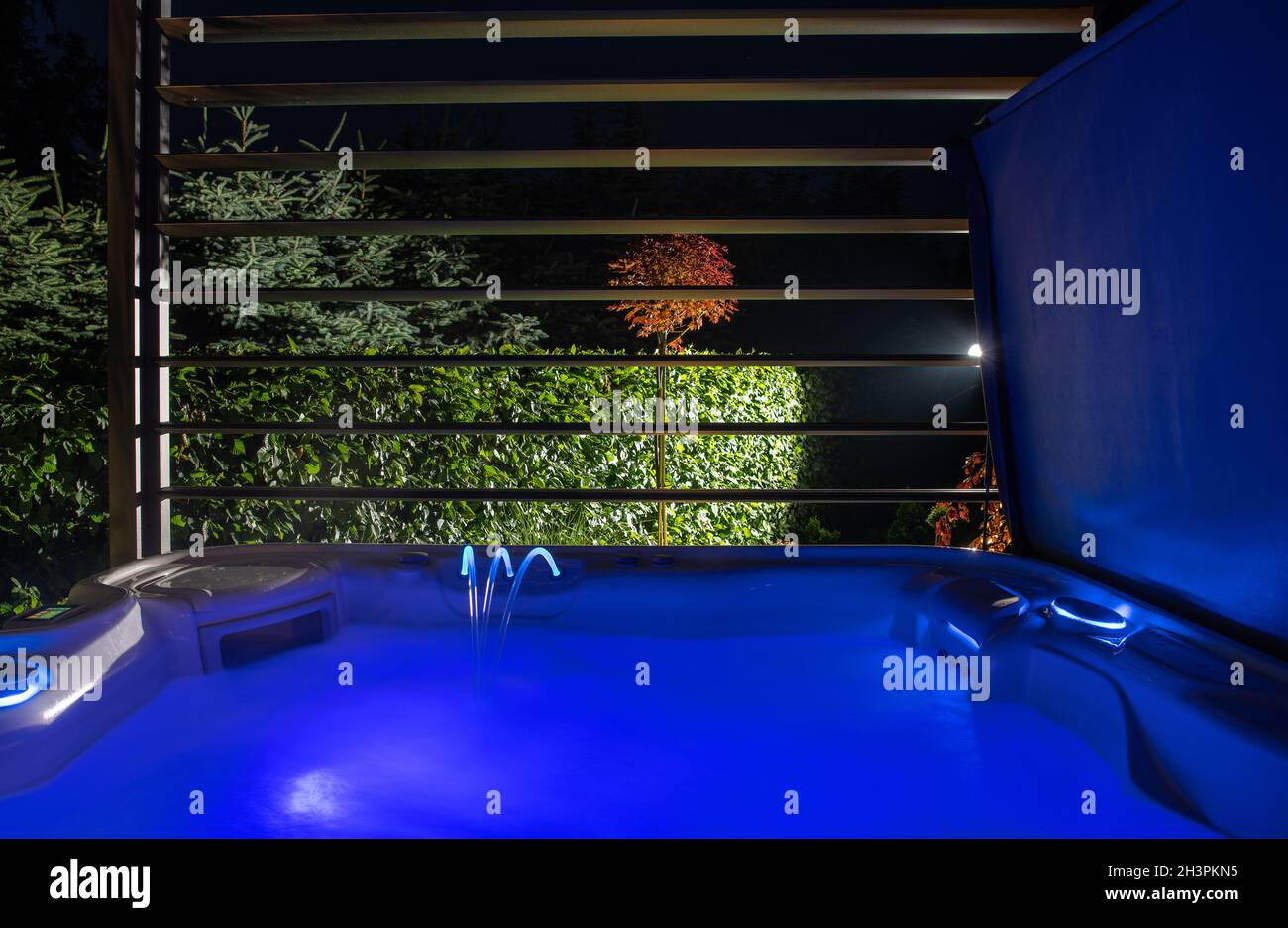 Blue LED Illuminated and Steaming Hot Residential Hot Tub Ready For Use ...