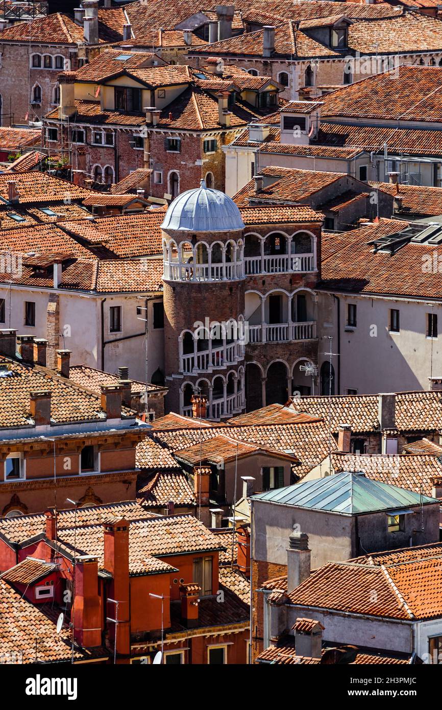 Palazzo Contarini del Bovolo in Venice Italy Stock Photo - Alamy