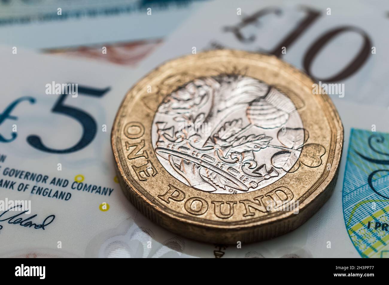 One Pound coin England Stock Photo - Alamy