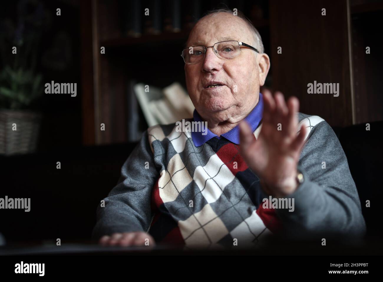 Norderstedt, Germany. 27th Oct, 2021. Uwe Seeler, former professional ...