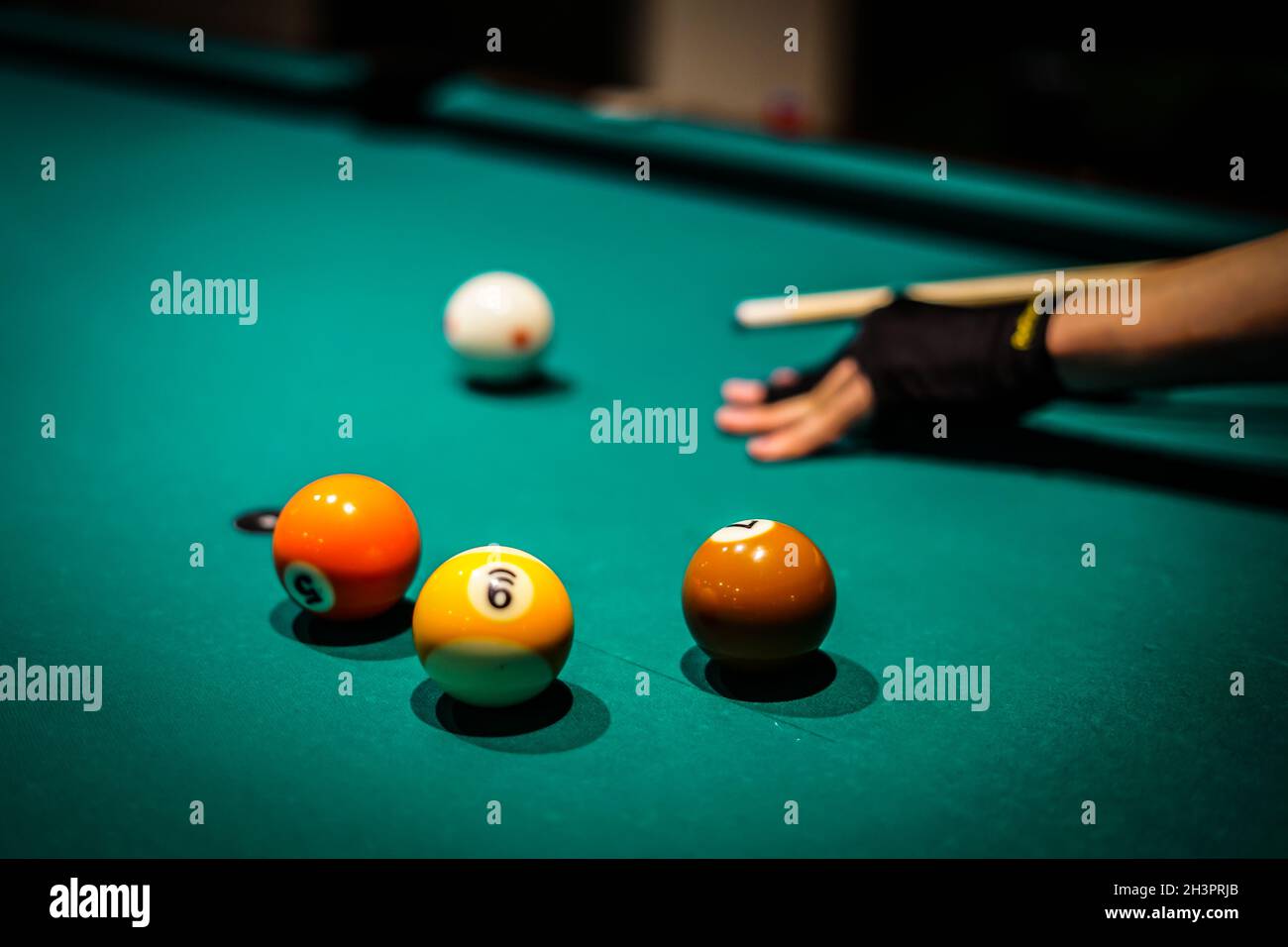 Sport of billiards hi-res stock photography and images - Alamy