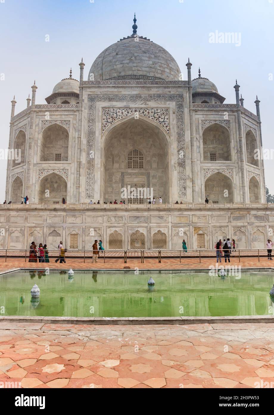 Back of the Taj Mahal monument in Agra, India Stock Photo - Alamy