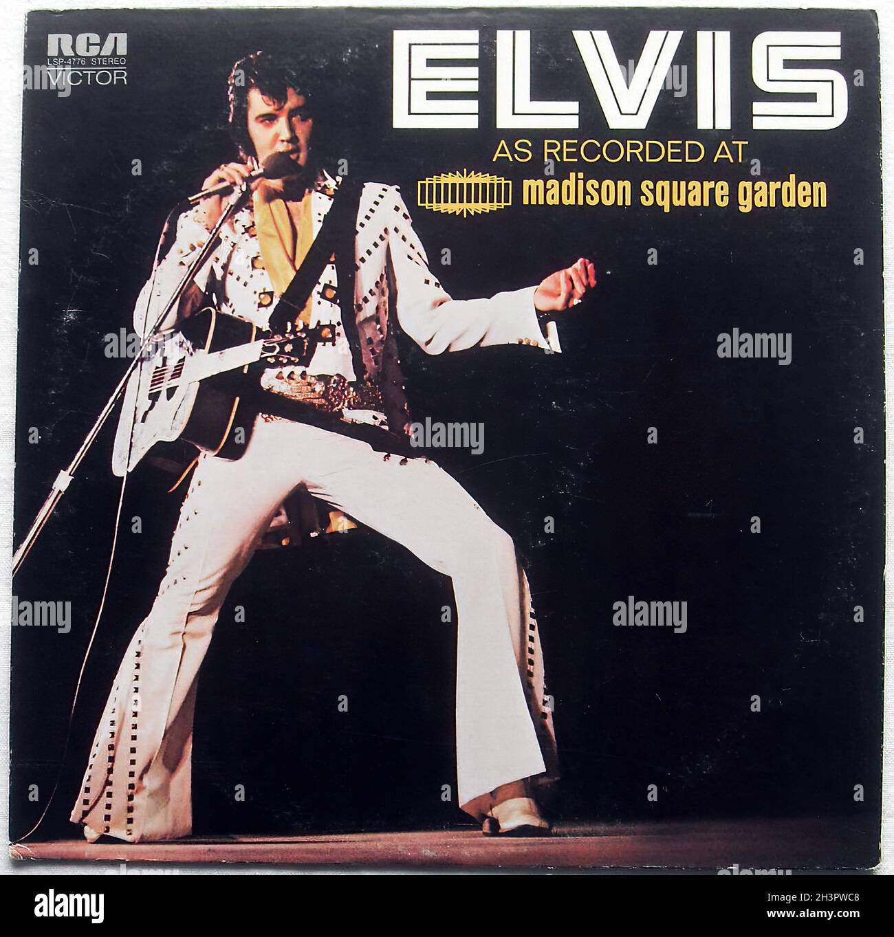 Elvis Presley Live At Madison Square Garden Hound Dog Live 1972