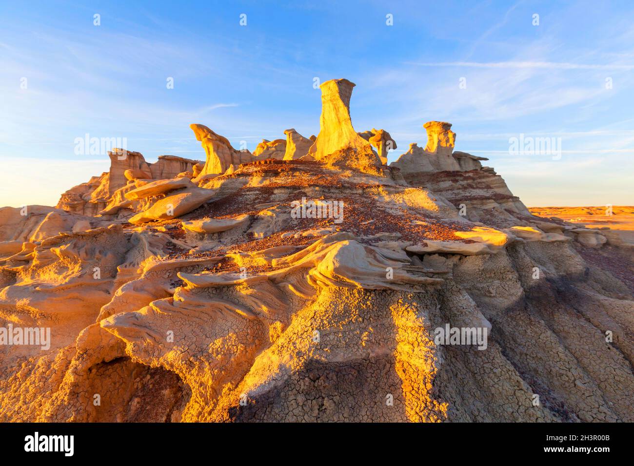 Bisti badlands wildnis de na zin hi-res stock photography and images ...
