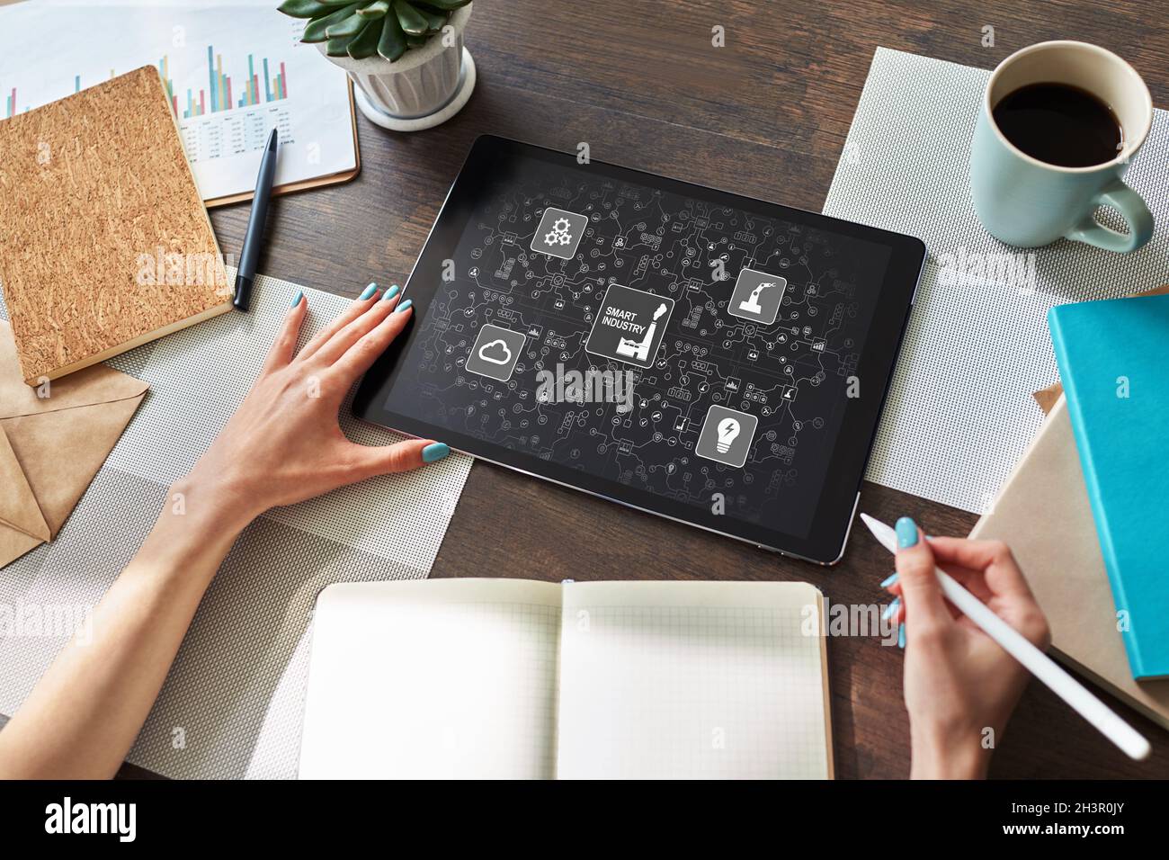 Smart factory wireless connection hi-res stock photography and images ...