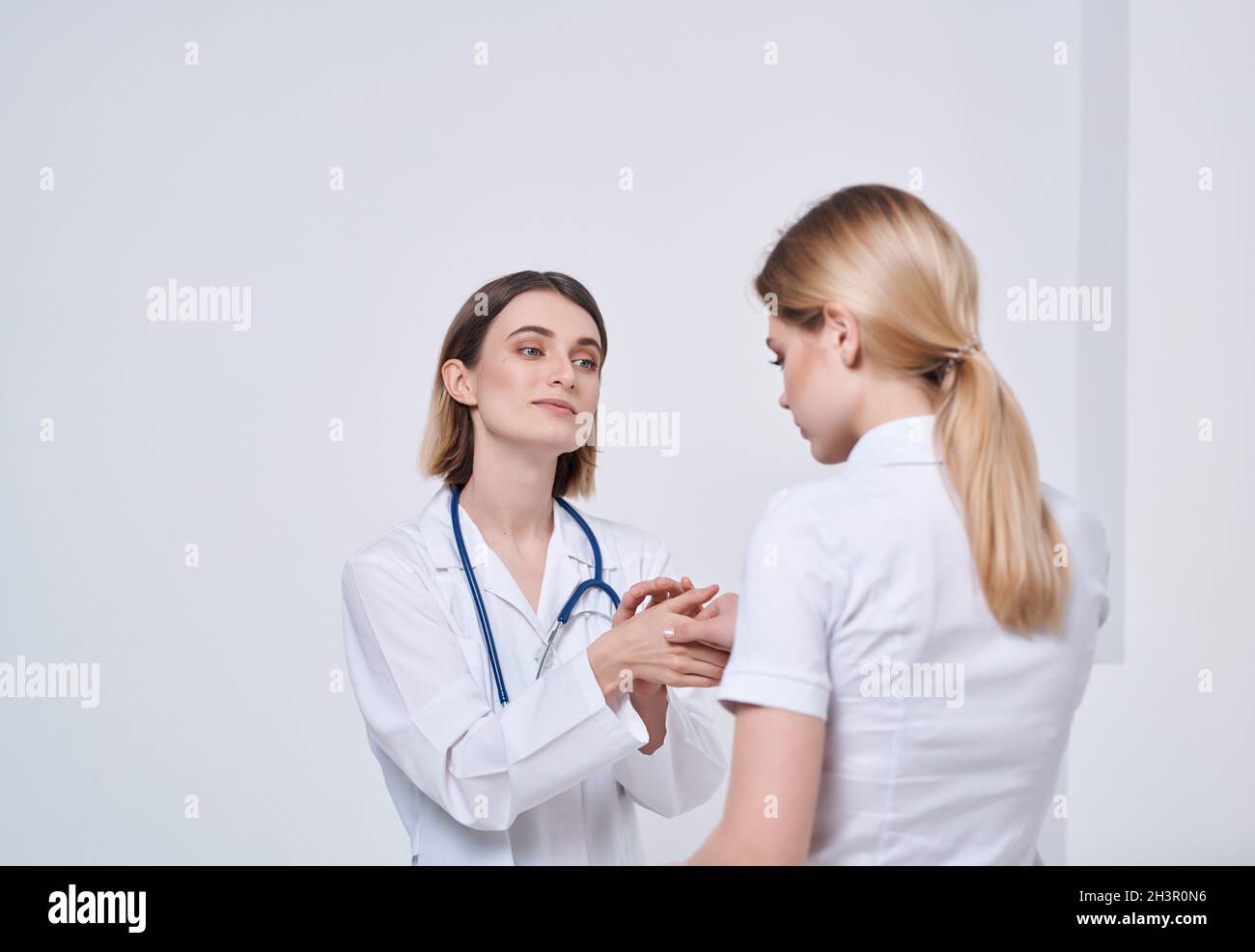 Doctor stethoscope healing procedures hi-res stock photography and ...