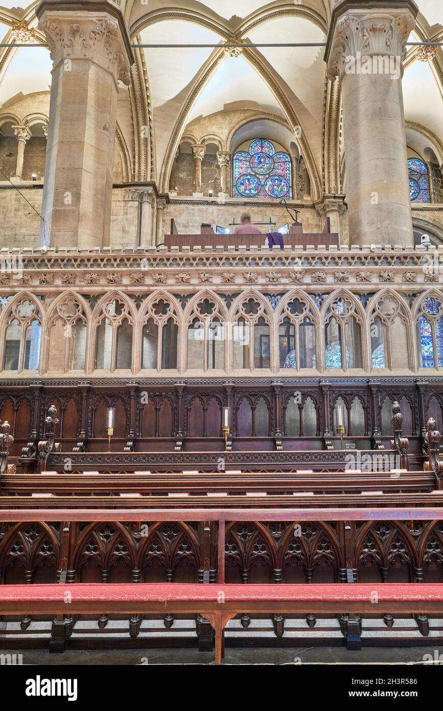 Benches and organ loft in the choir at Canterbury cathedral, England ...