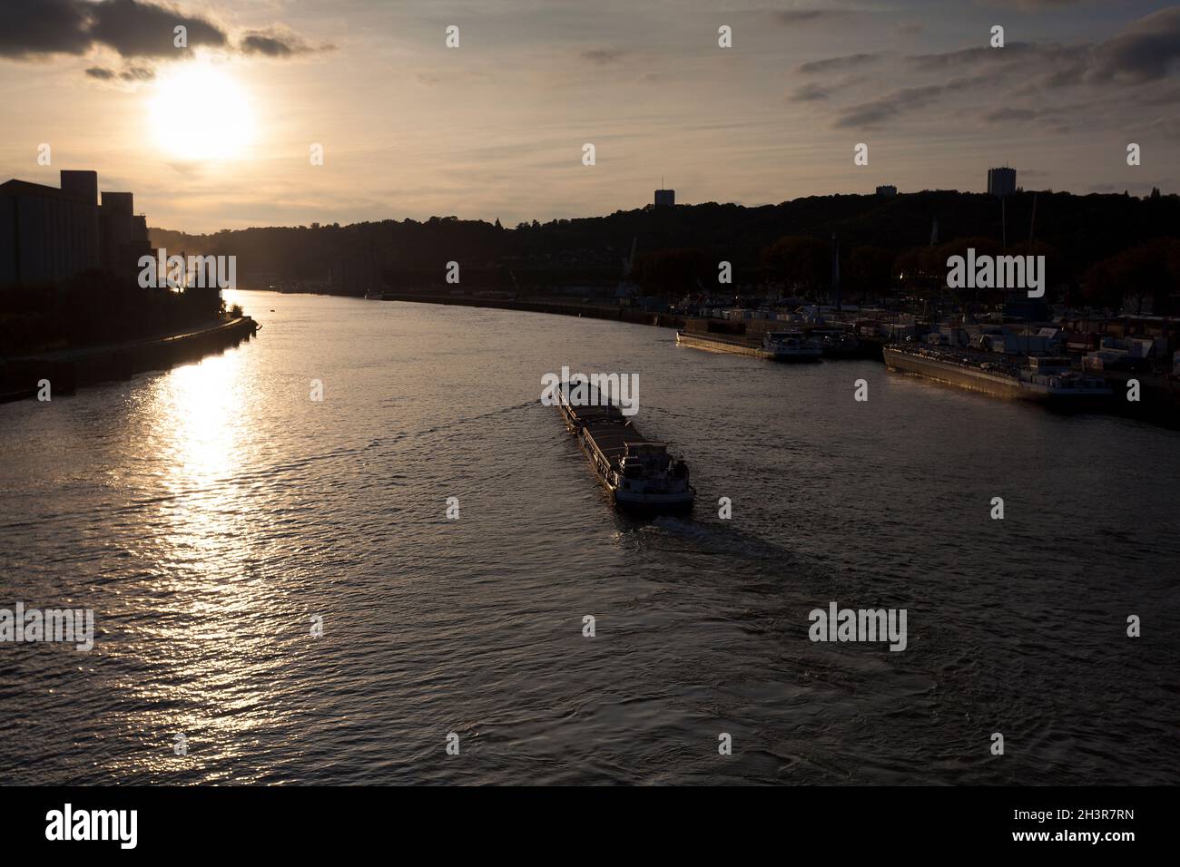 Rouen river hi-res stock photography and images - Alamy