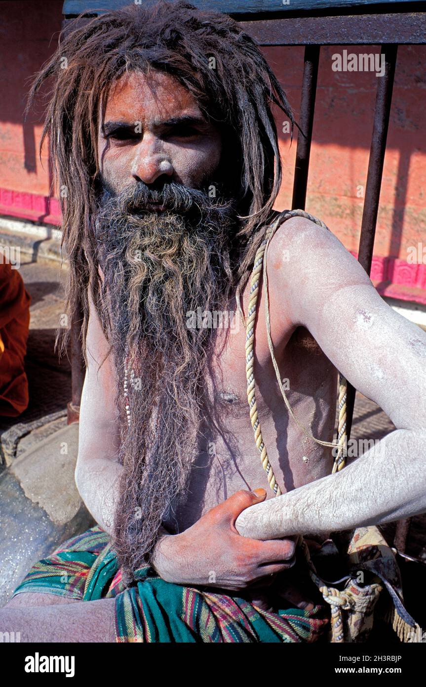 Nepal, Kathmandu Valley, Pashupatinath, Sadhu, Hindu holy man Stock ...
