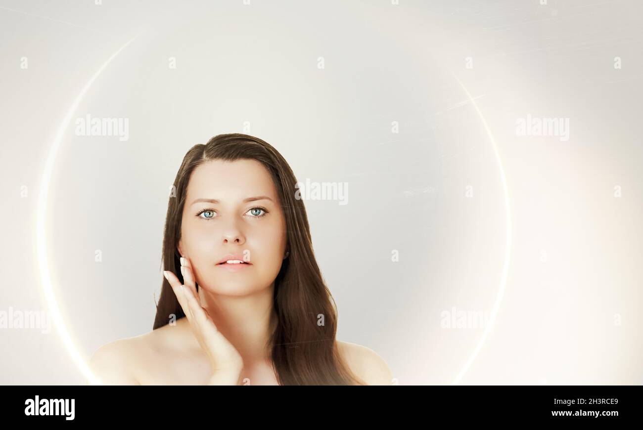 Self tanning spray hi-res stock photography and images - Alamy