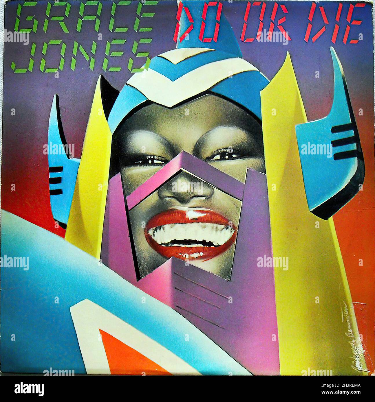 Grace jones album cover hi-res stock photography and images - Alamy