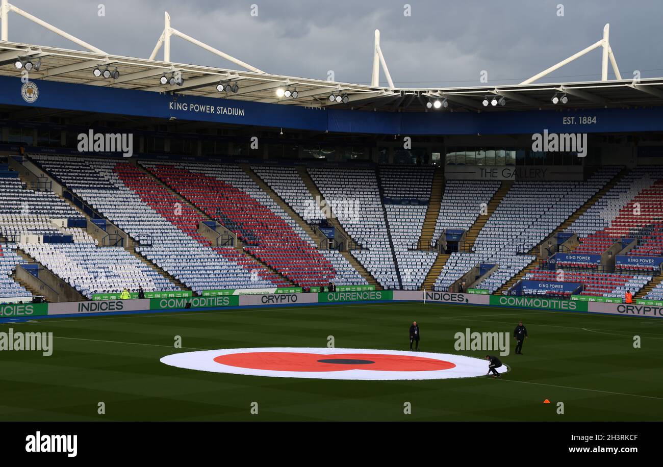 Football action poppy hi-res stock photography and images - Alamy