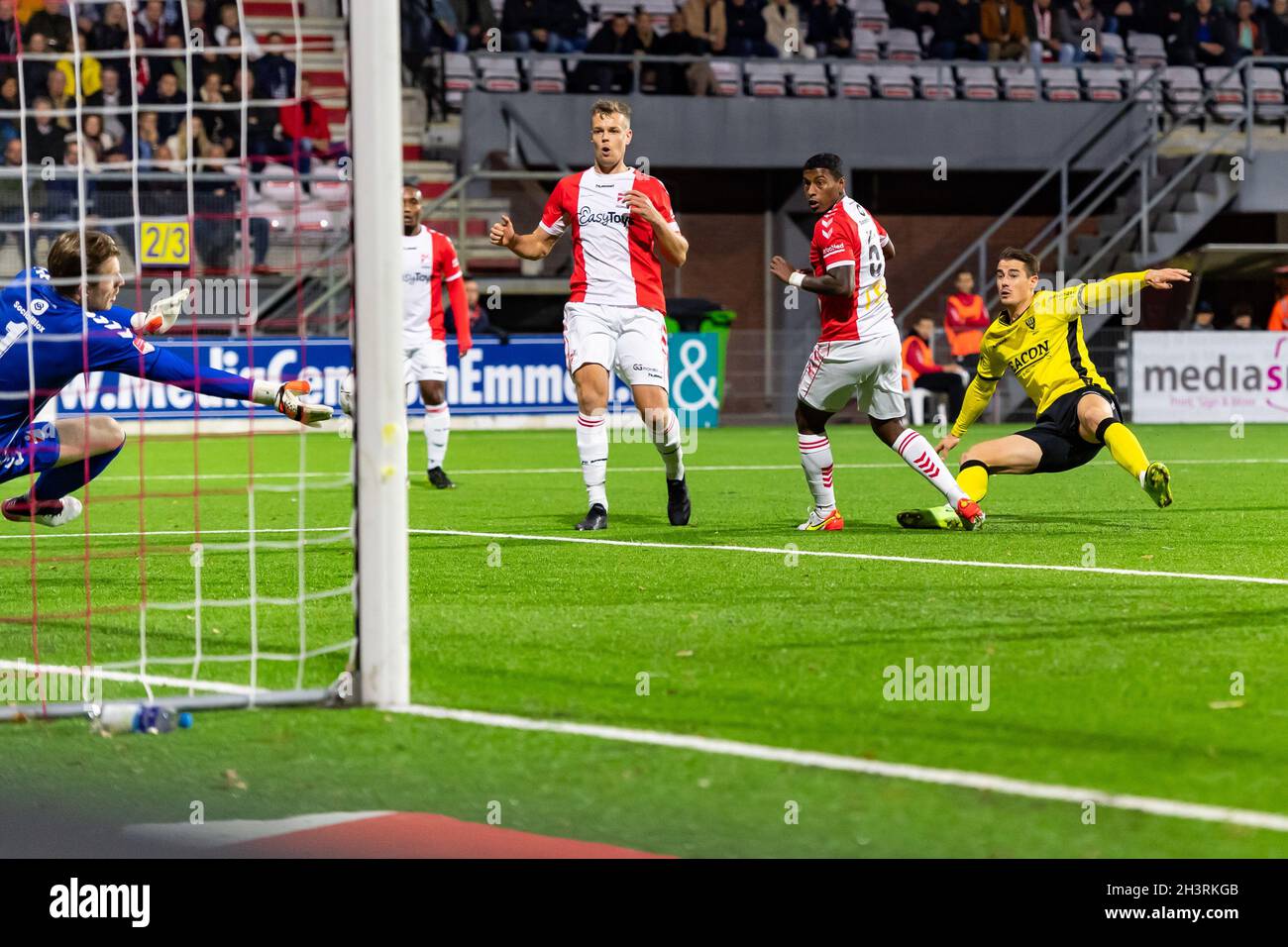 EMMEN,29-10-2021 ,Stadium Oude Meerdijk, Dutch Keuken Kampioen Divisie season 2021 / 2022. FC ...