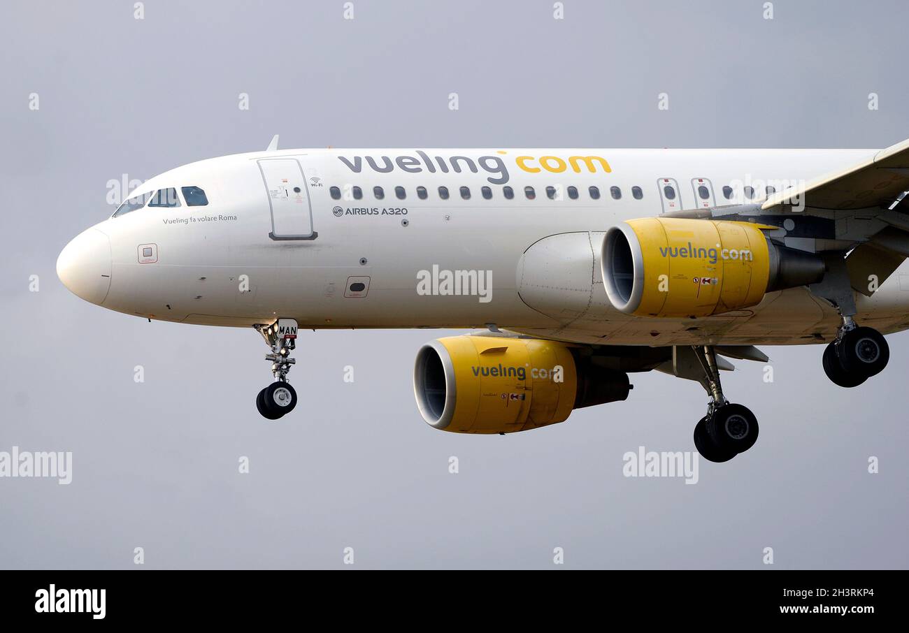 Airbus plane A320 of Vueling company, plate EC-MAN, arriving at Palma ...