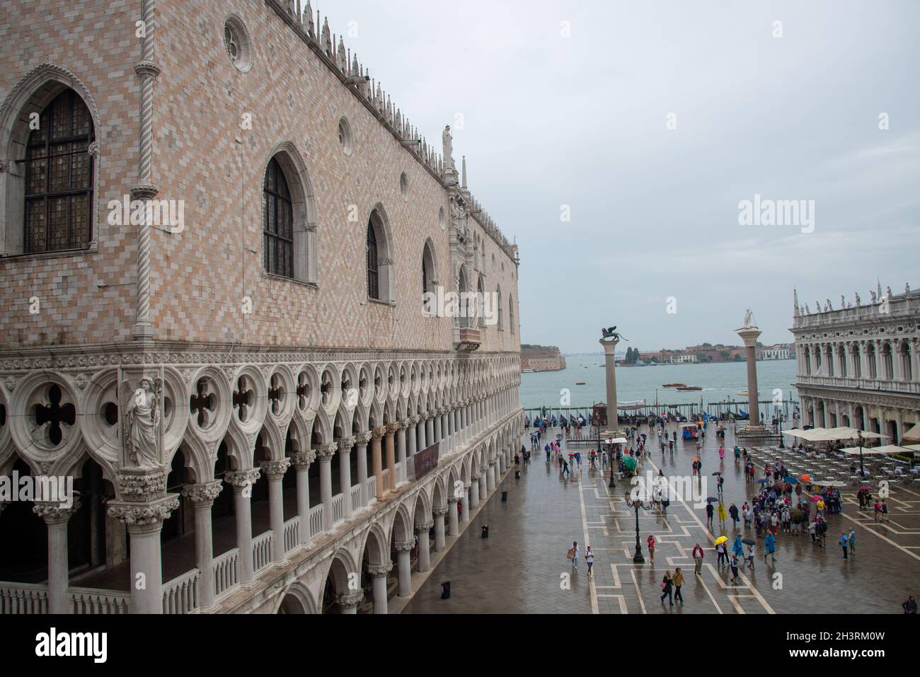 Beautiful aerial view palazzo hi-res stock photography and images - Alamy