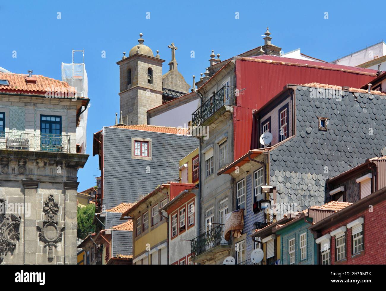 Traditional architecture in Porto - Portugal Stock Photo - Alamy