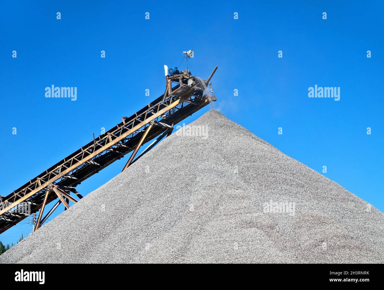 Aggregate preparation plant hi-res stock photography and images - Alamy