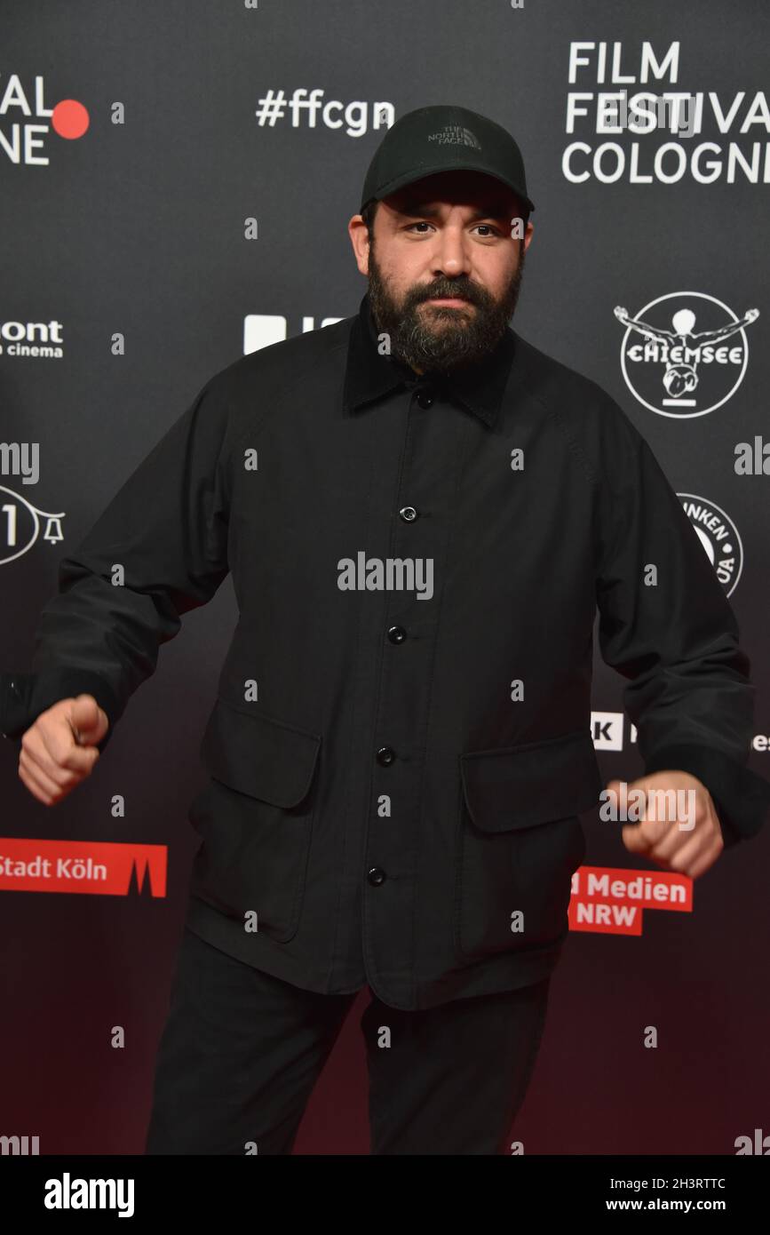 Cologne, Germany. 27th Oct, 2021. Actor Sahin Eryilmaz arrives for the ...