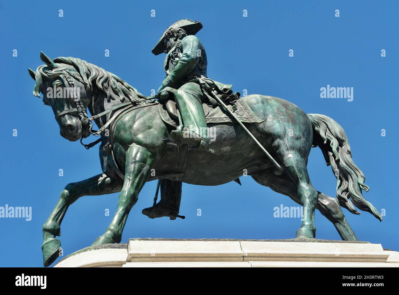 Dom pedro iv equestrian statue hi-res stock photography and images - Alamy