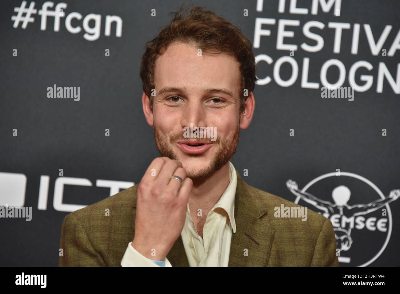 Cologne, Germany. 27th Oct, 2021. Actor Leonard Scheicher arrives for ...