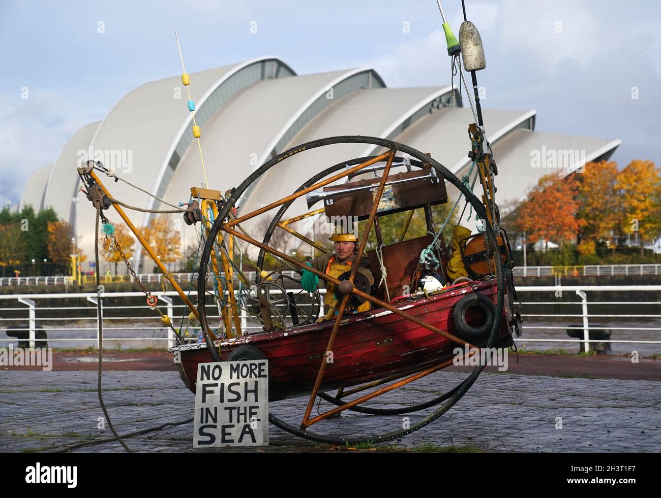 Bottom trawling fishing hi-res stock photography and images - Alamy