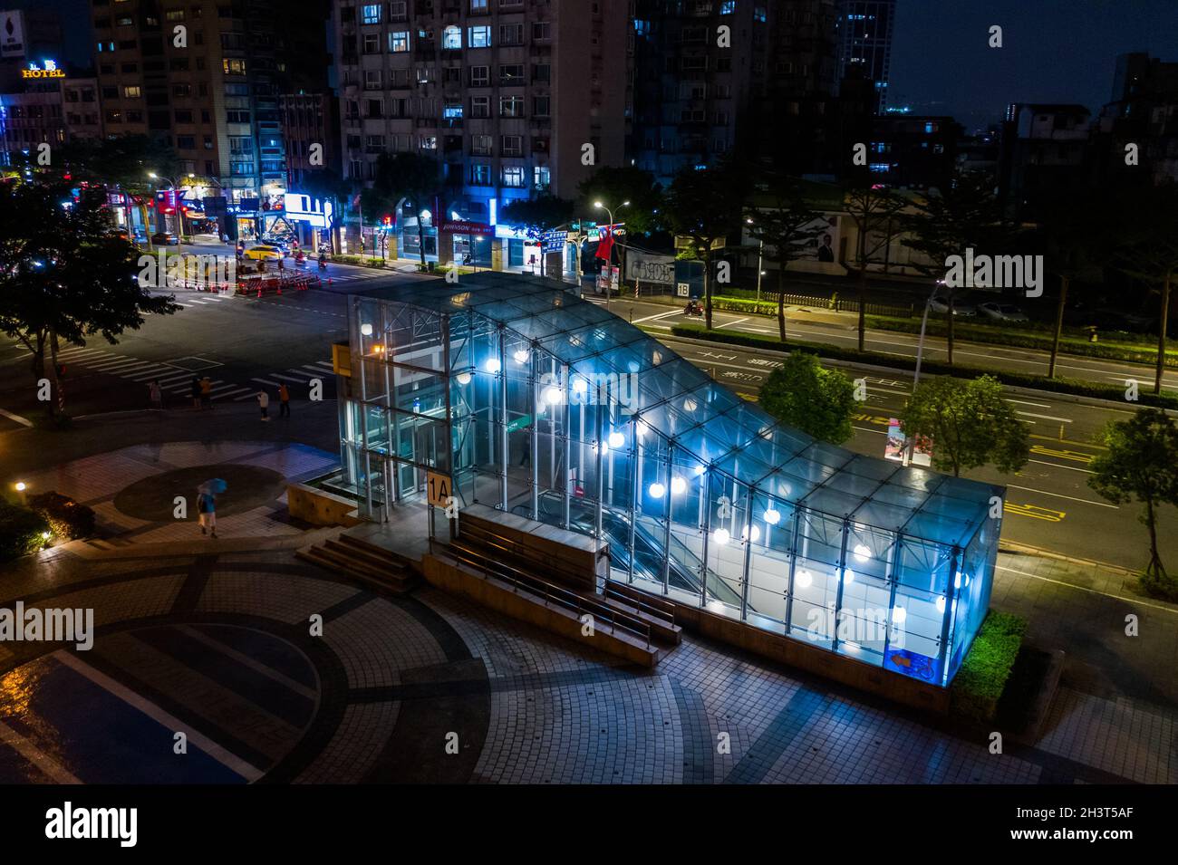 Entrance mrt station hi-res stock photography and images - Alamy