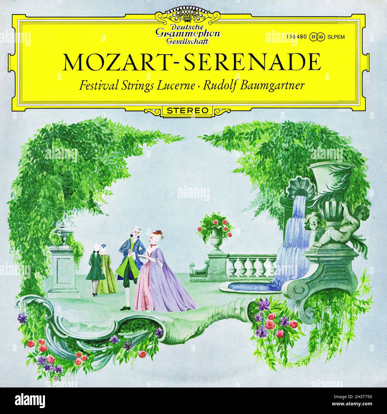 Mozart divertimento hi-res stock photography and images - Alamy
