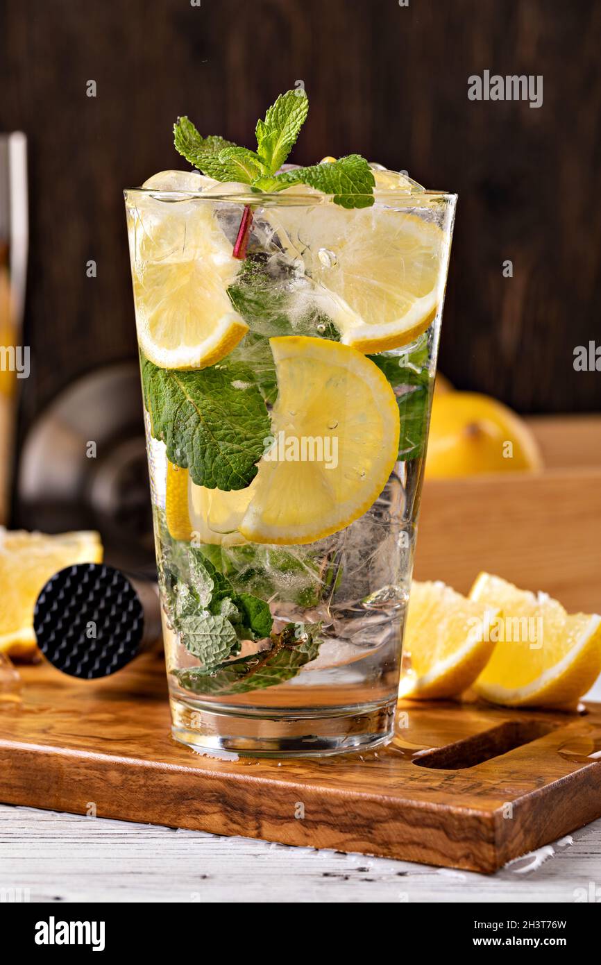Glass of fresh lemonade Stock Photo - Alamy