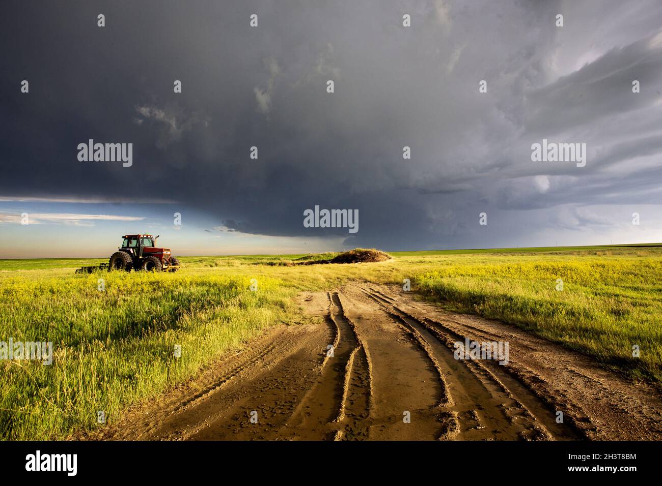 Prairie Storm Clouds Canada Stock Photo - Alamy