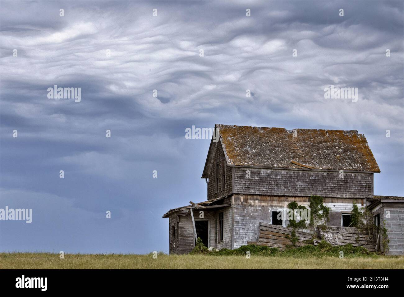 Prairie Storm Clouds Canada Stock Photo - Alamy