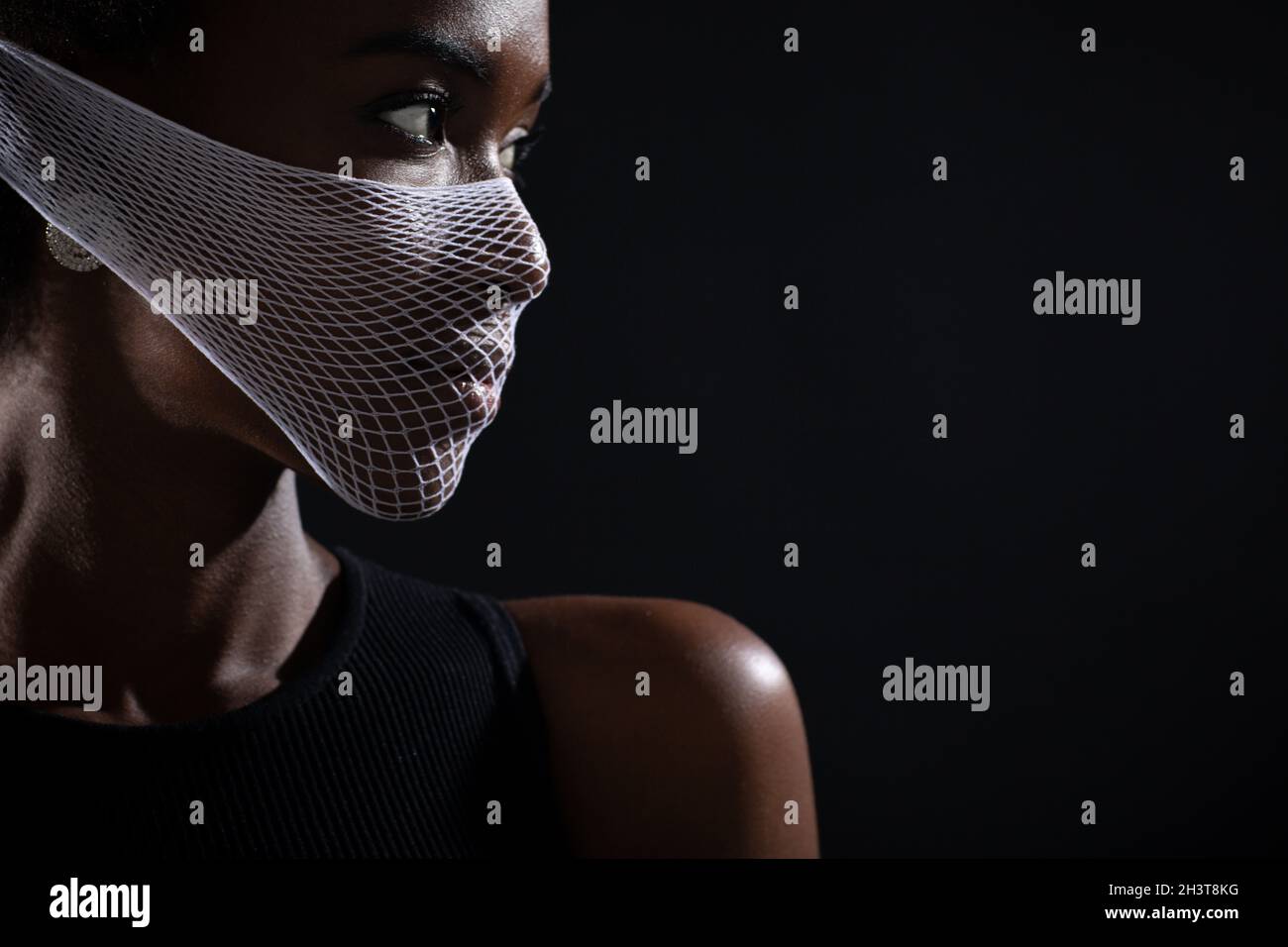 African woman model hi-res stock photography and images - Alamy