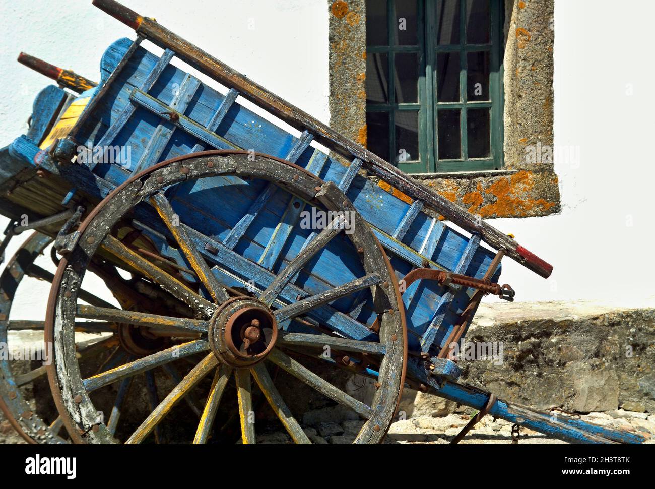 Old handcart hi-res stock photography and images - Alamy
