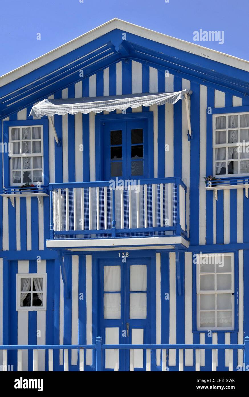 Striped houses hi-res stock photography and images - Alamy