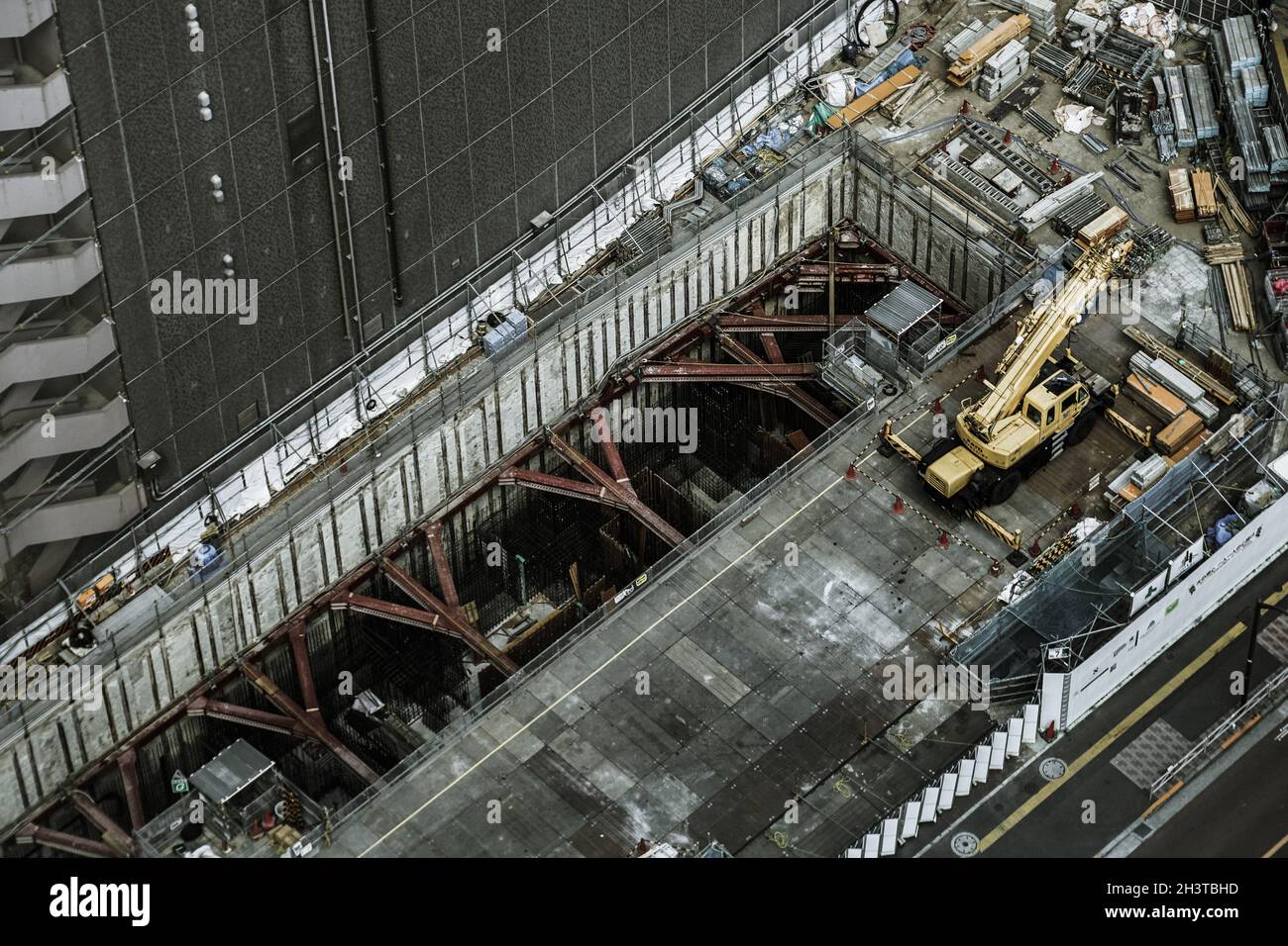 Construction construction site of a high-rise building Stock Photo - Alamy